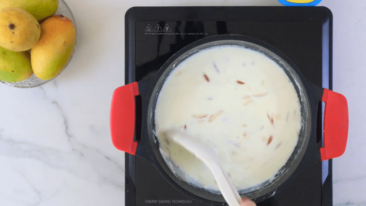 Mango Rabdi - Aam Ki Rabri Recipe - Tasted Recipes