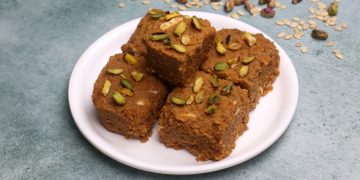 Mohanthal with Jaggery and Without Sugar - Tasted Recipes