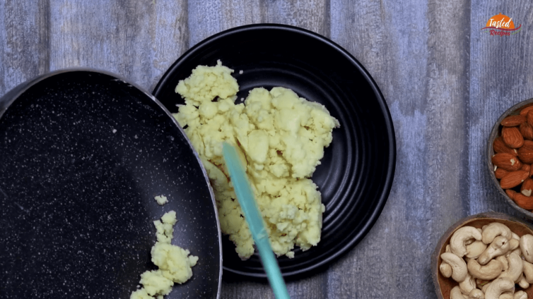 Instant Mawa with Milk Powder - Tasted Recipes